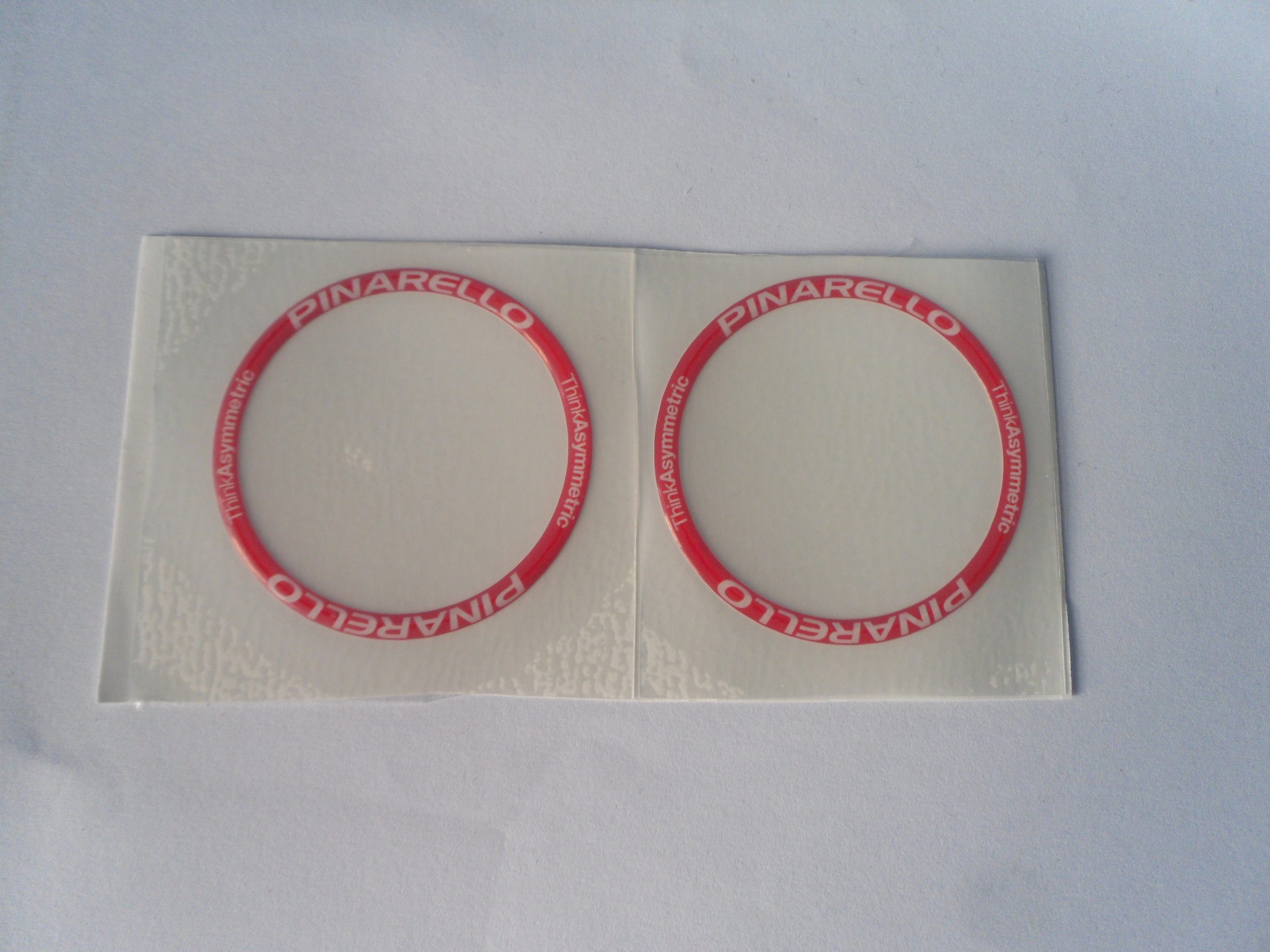 PINARELLO BOTTOM BRACKET ROUND STICKER RED - Star Bikes - Road Bike ...