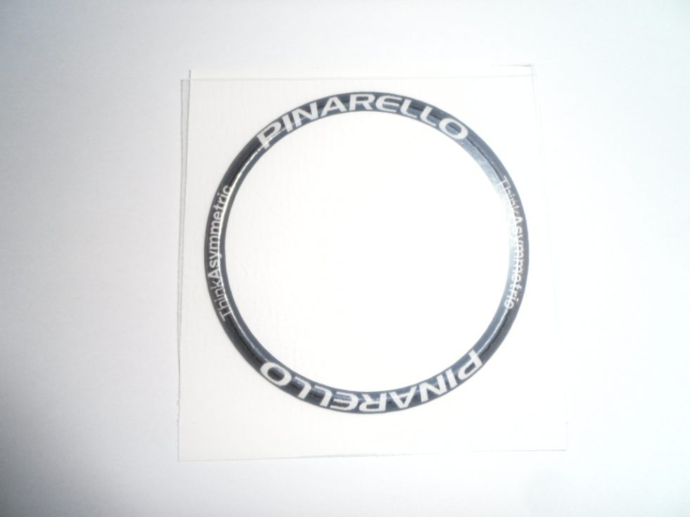 PINARELLO BOTTOM BRACKET ROUND STICKER BLACK - Star Bikes - Road Bike ...